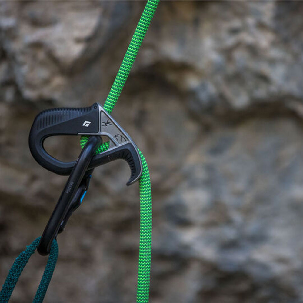Black Diamond ATC-Pilot Belay Device - SS21 | SportsShoes.com