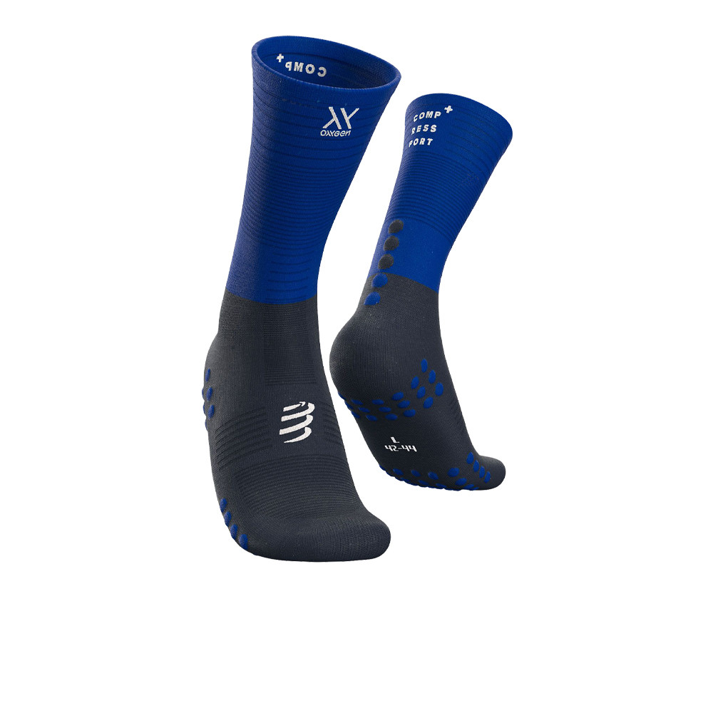 Compressport Mid Compression Sock | SportsShoes.com