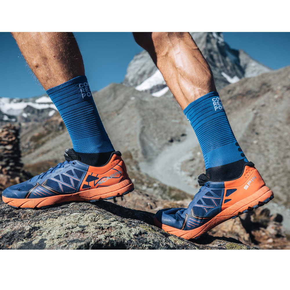 Compressport Mid Compression Sock | SportsShoes.com