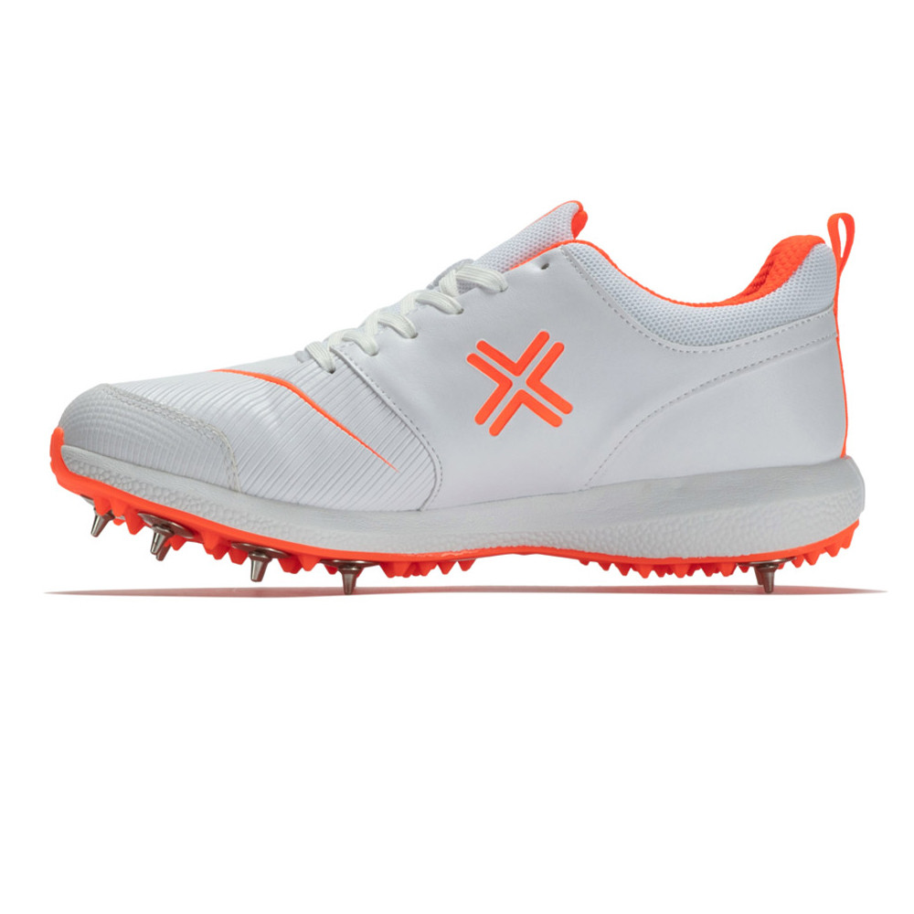 Payntr V Cricket Spikes - 30% Off | SportsShoes.com