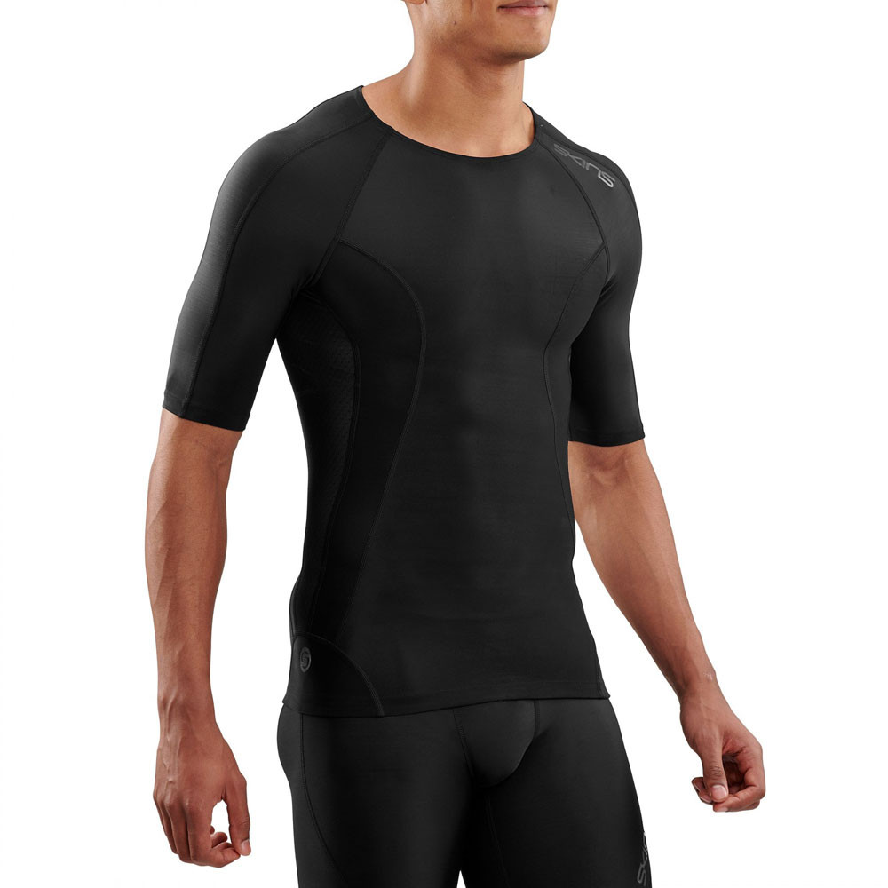 Skins DNAmic Men's Compression Short Sleeve Top | SportsShoes.com