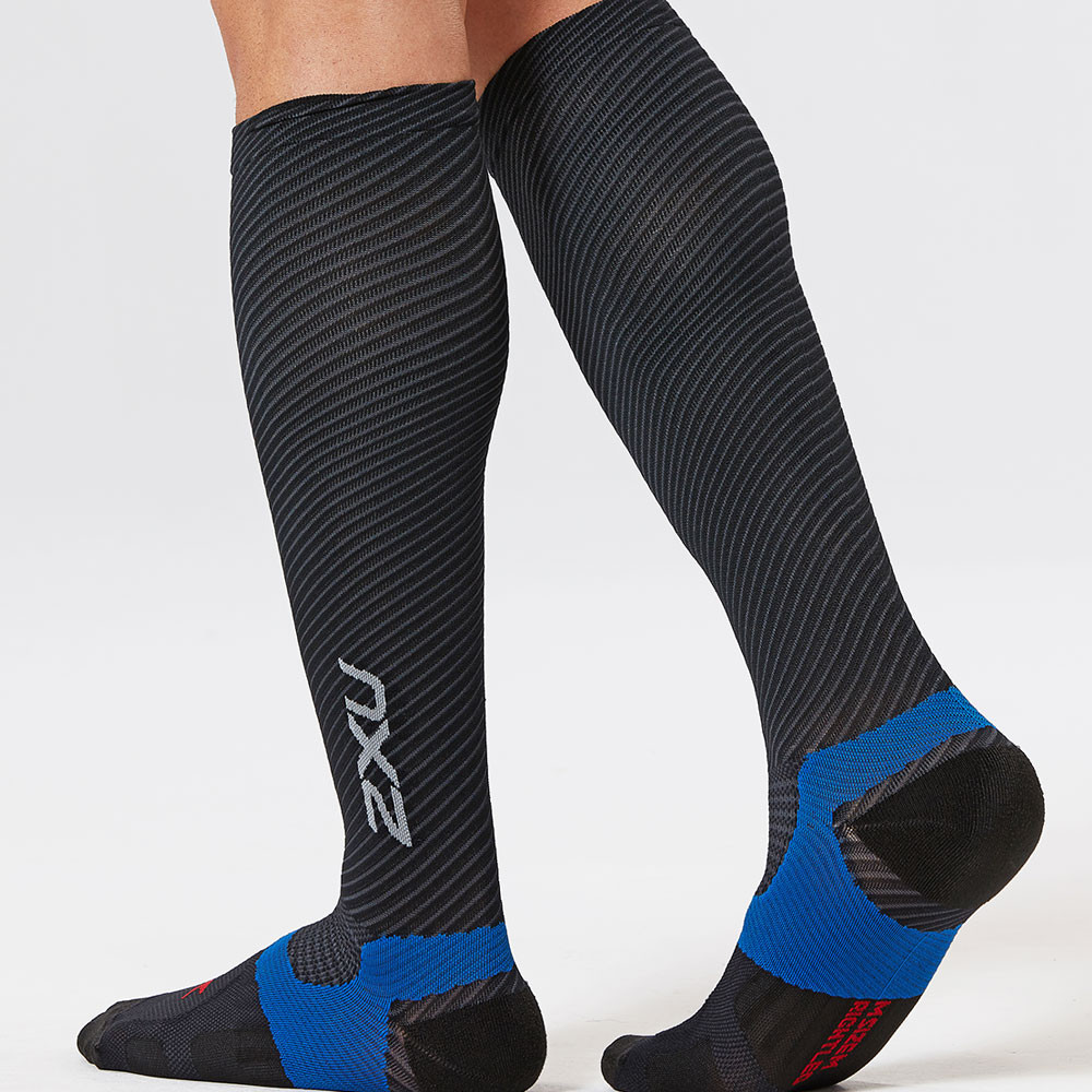2XU Elite Lite X:Lock Compression Socks | SportsShoes.com