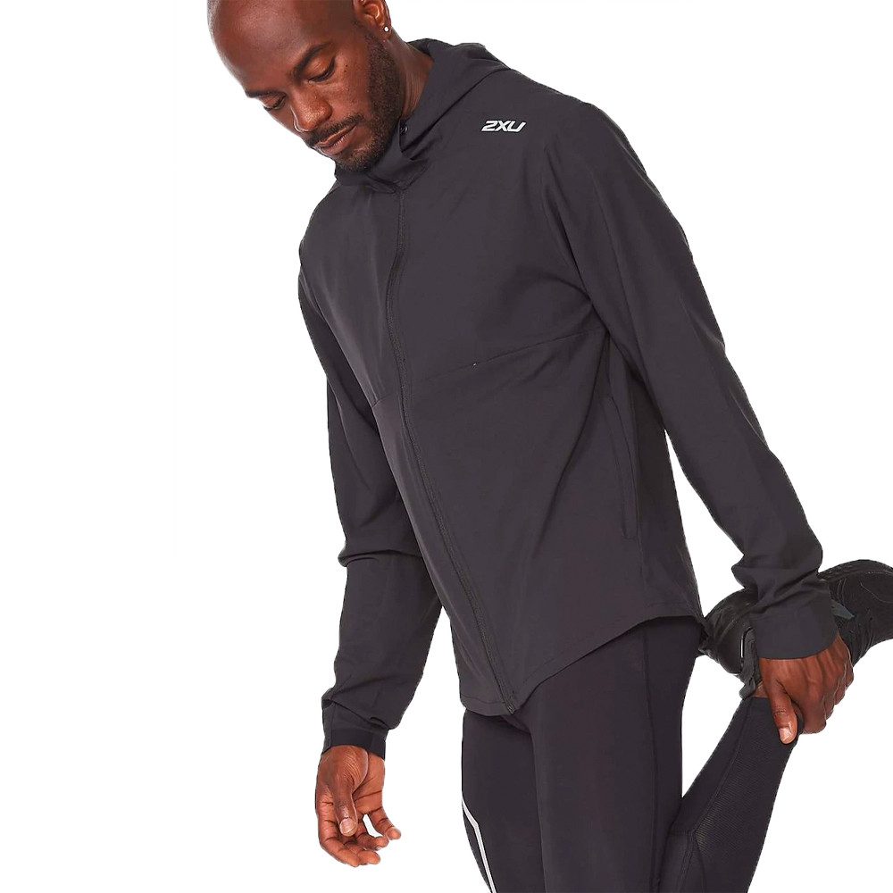 2XU Aero Jacket | SportsShoes.com
