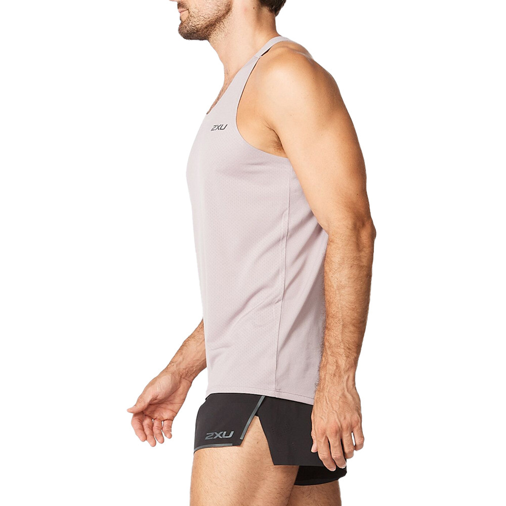 2XU Light Speed Tech Running Vest | SportsShoes.com