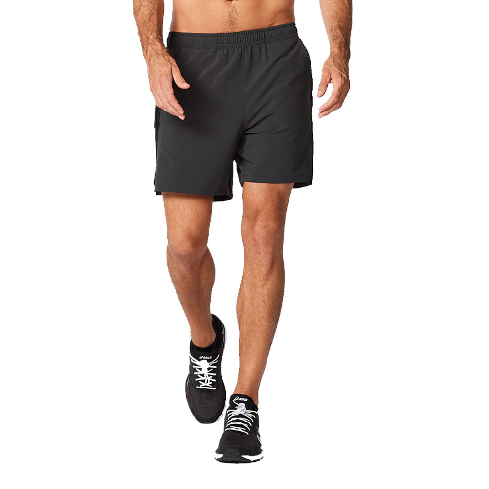 2XU Motion 6 Inch Shorts | SportsShoes.com